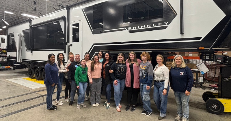 RV Women’s Alliance Celebrates The Success Of All-Female RV Systems ...